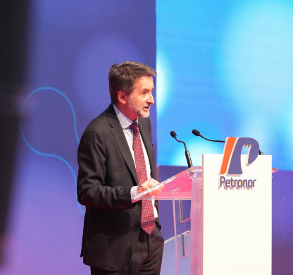 Repsol begins producing renewable hydrogen at Petronor